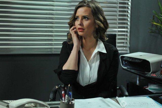 With Pictures: Eman El Assi done with "9 Gamet El Dowal" - News